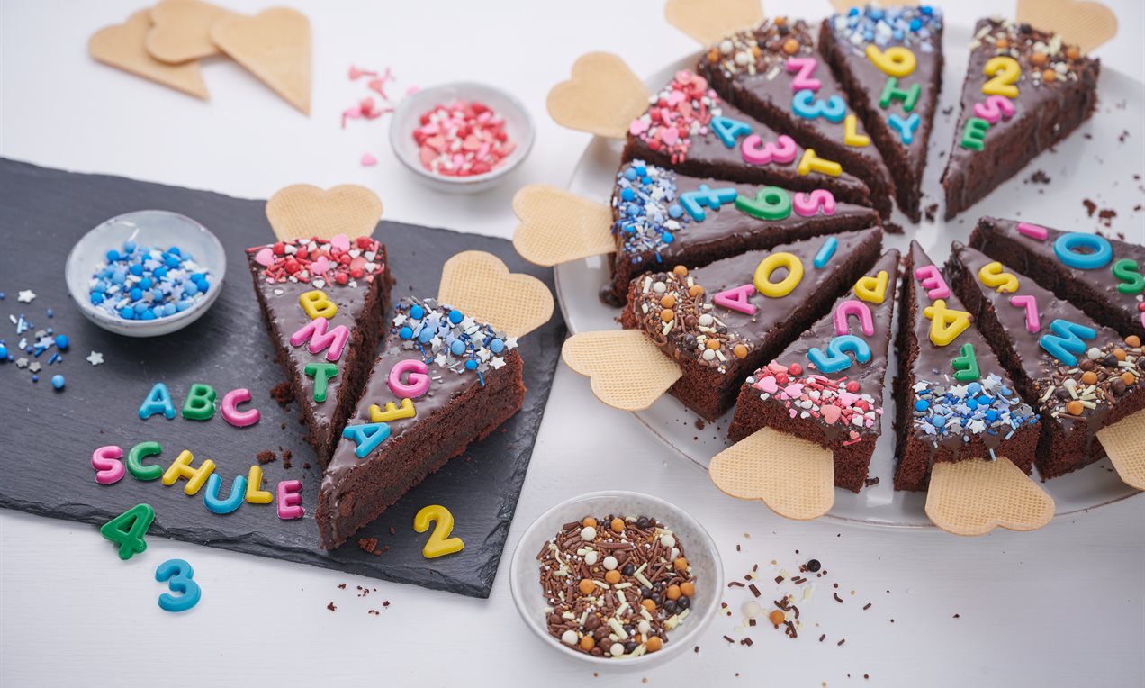 Schultüten-Kuchen Rezept | Dr. Oetker