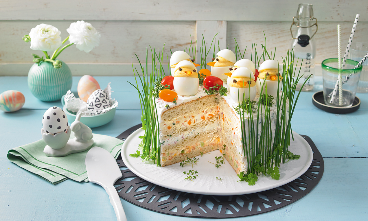 Pikante Sandwich-Torte mit Ei-Küken Rezept | Dr. Oetker